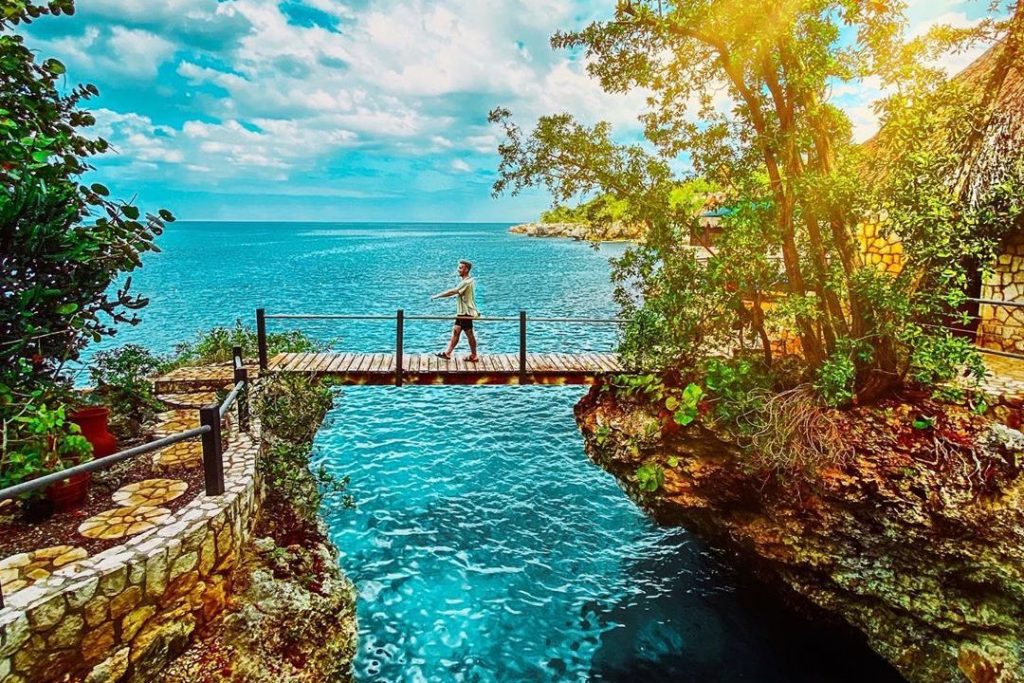 11 Spectacular Photos of Rockhouse, Negril - Jamaicans and Jamaica ...
