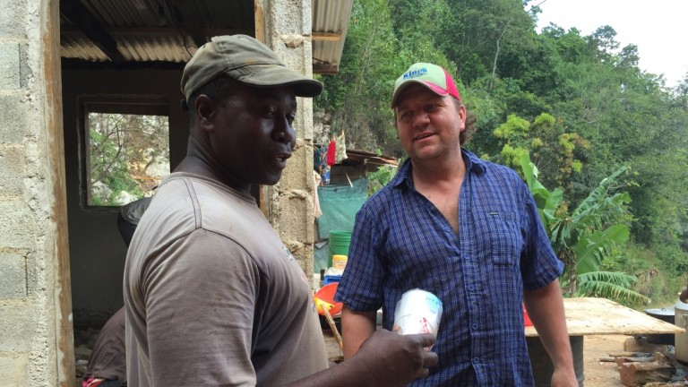 VIDEO: Canadian Farmer Visits His Jamaican Workers in Jamaica ...