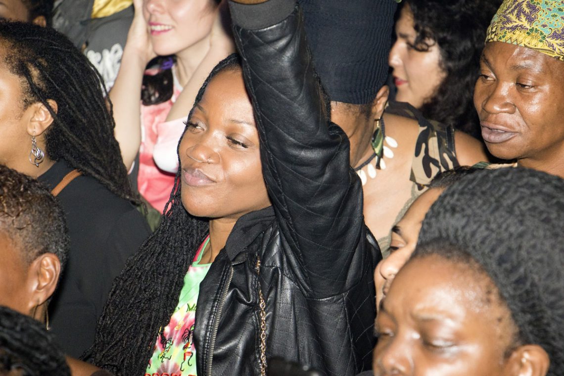 Photo Highlights from the Sizzla concert in New York - Jamaicans.com