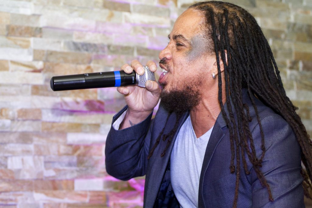 Red Fox Live at Dunns River - Jamaicans.com