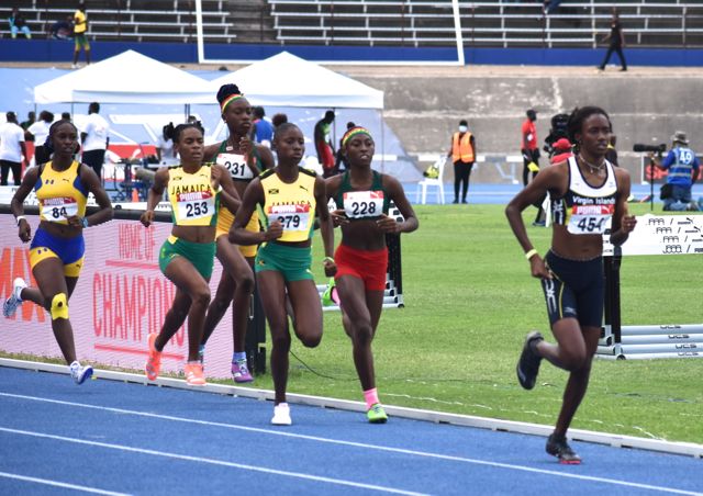 Photo Highlights: 2022 Carifta Games Finale at Jamaica's National Stadium was 'Electric ...