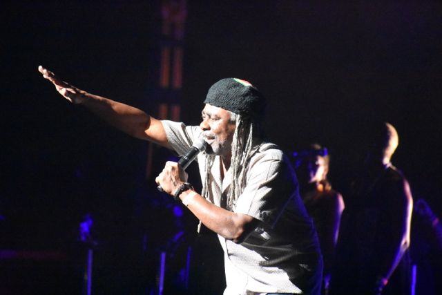 Chronixx Rates Usain Bolt, Snoop Lion, and Vaporizers - Jamaicans and ...