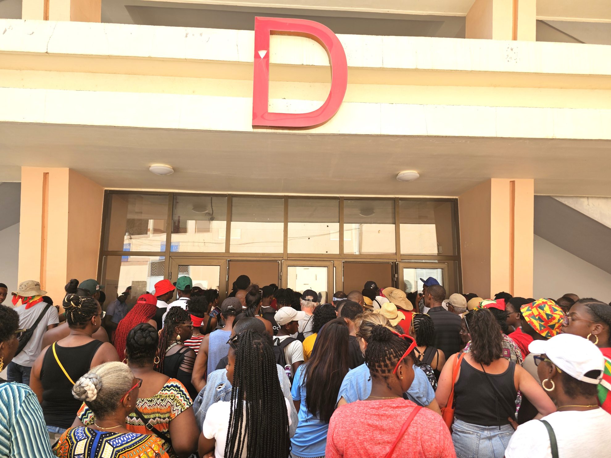 Kaleidoscope of Flag Colors Glistened for 'Parade of Countries' at ...