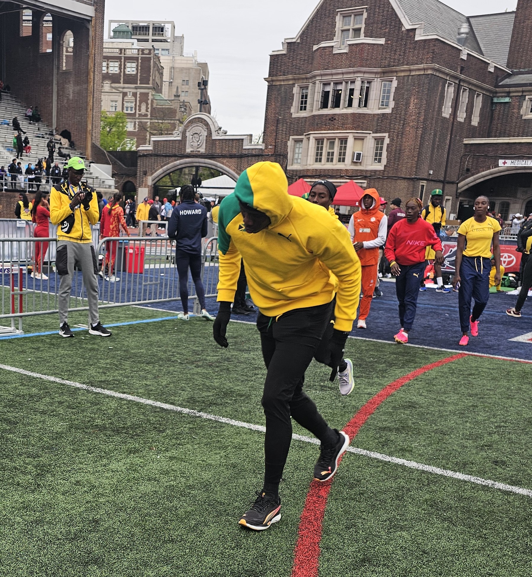 Sandrey Davison's Superb Anchor Leg Catapulted Jamaica's Olympic ...