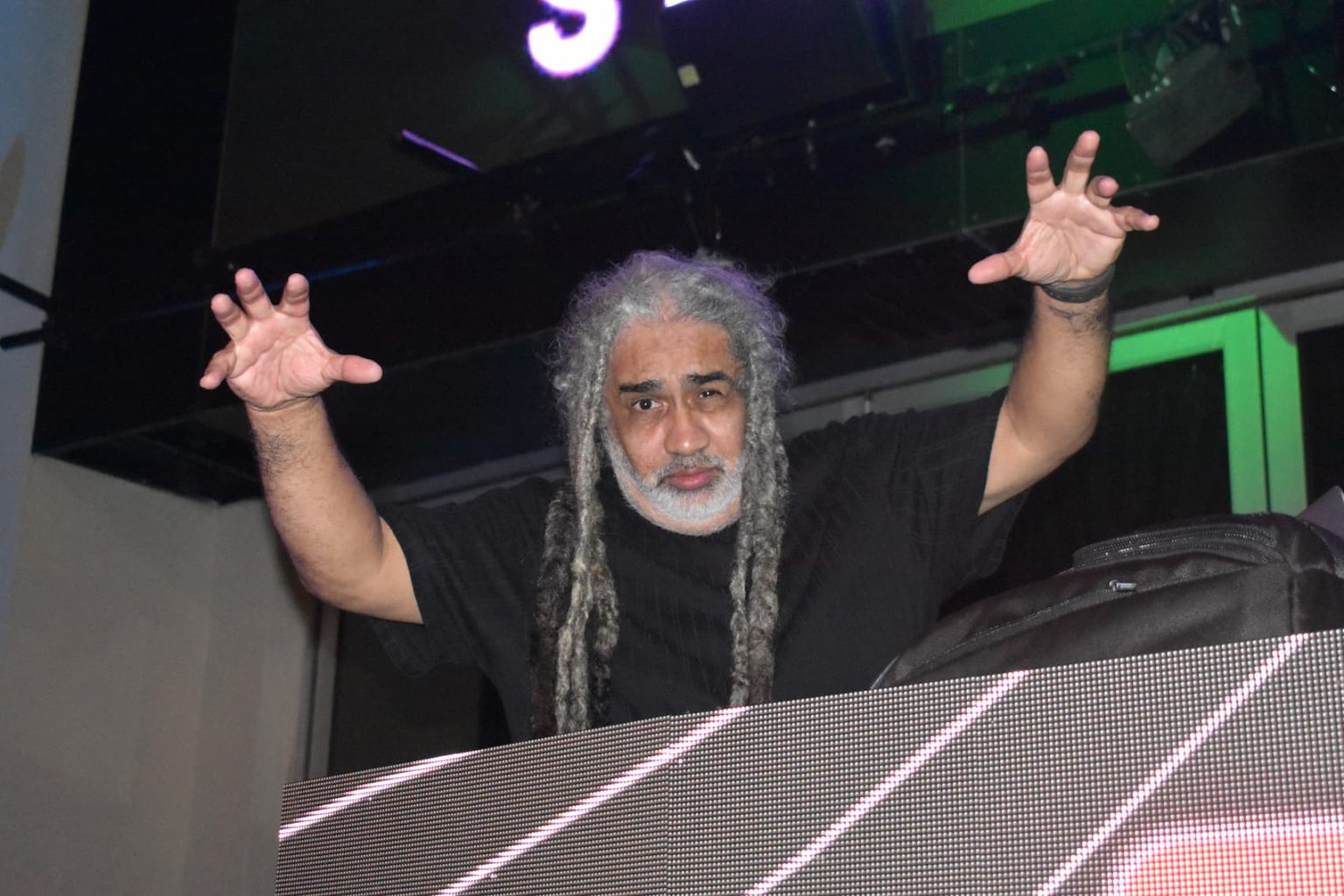 Rory ‘Stonelove’ Gilligan Celebrates 40 Legendary Years in Music at ...