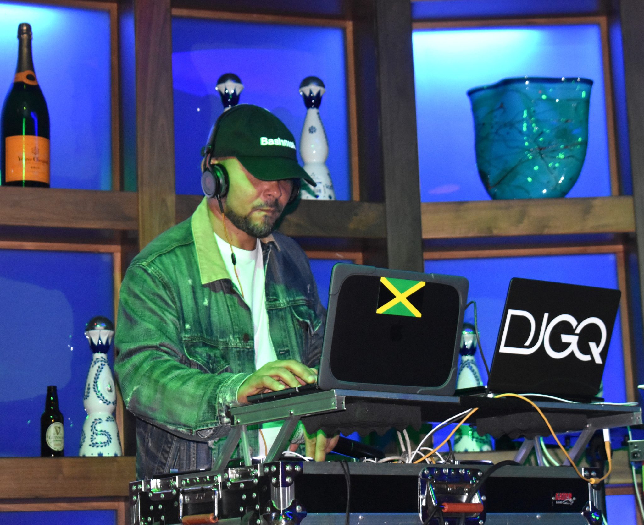 Major Lazer's Walshy Fire Amplifies Visions Band's Christmas Eve in ...