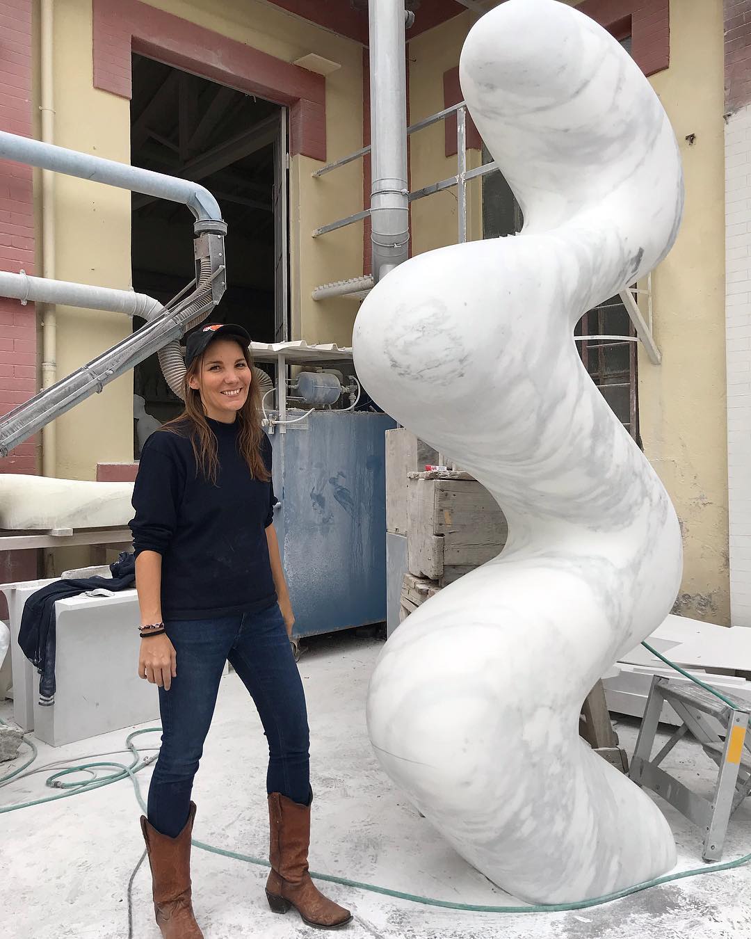 Divers Can Now Explore Sculptures By Claudia Comte In Underwater Park ...