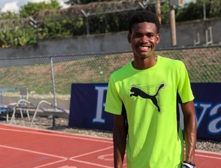 Jamaican Student-Athlete J’voughnn Blake Receives College Scholarship ...
