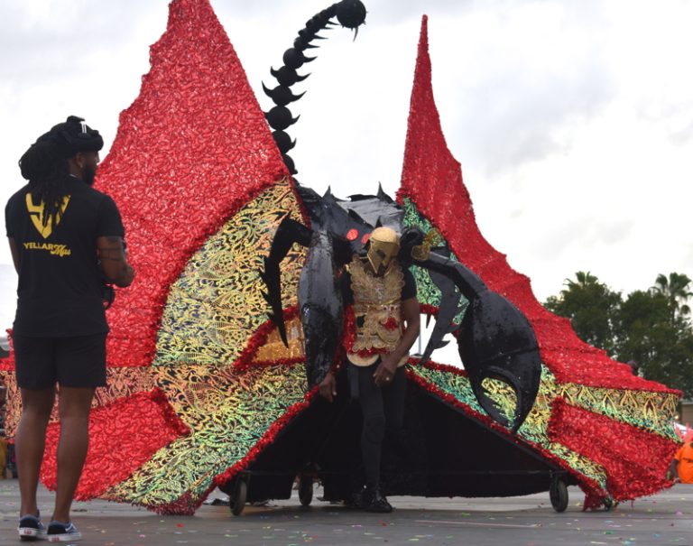 15 Amazing Photos from Miami Carnival 2022