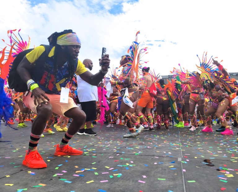 15 Amazing Photos from Miami Carnival 2022