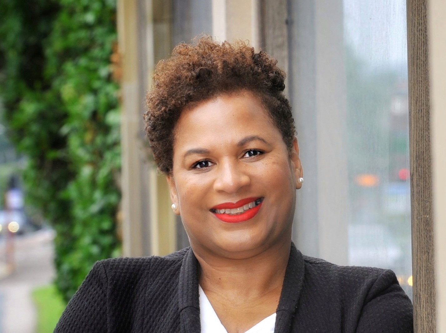 The Book "Eulogy" by Susan Pitter celebrates the lives of Jamaicans in ...